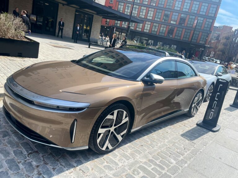 Photos Of Lucid Integrated Roof Rack System On Dream Edition - Lucid ...