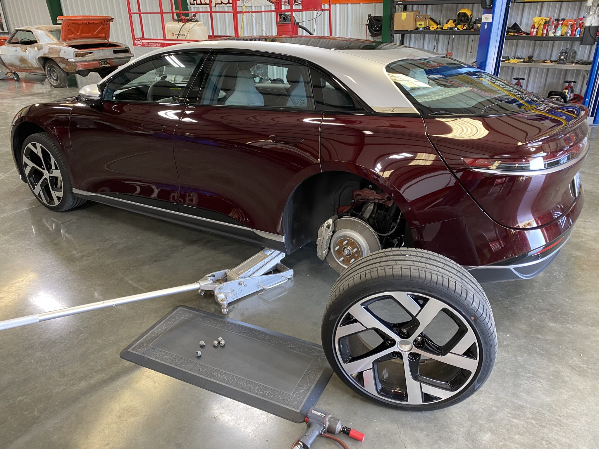 A Lucid Air With The Wheels Off - Lucid Insider